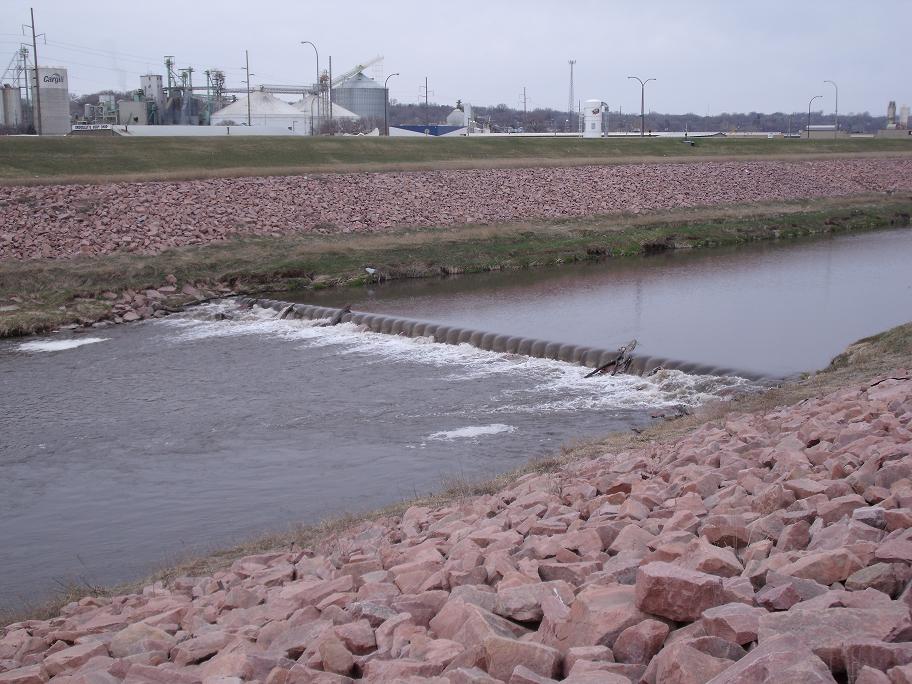 Floyd River Channel Dams